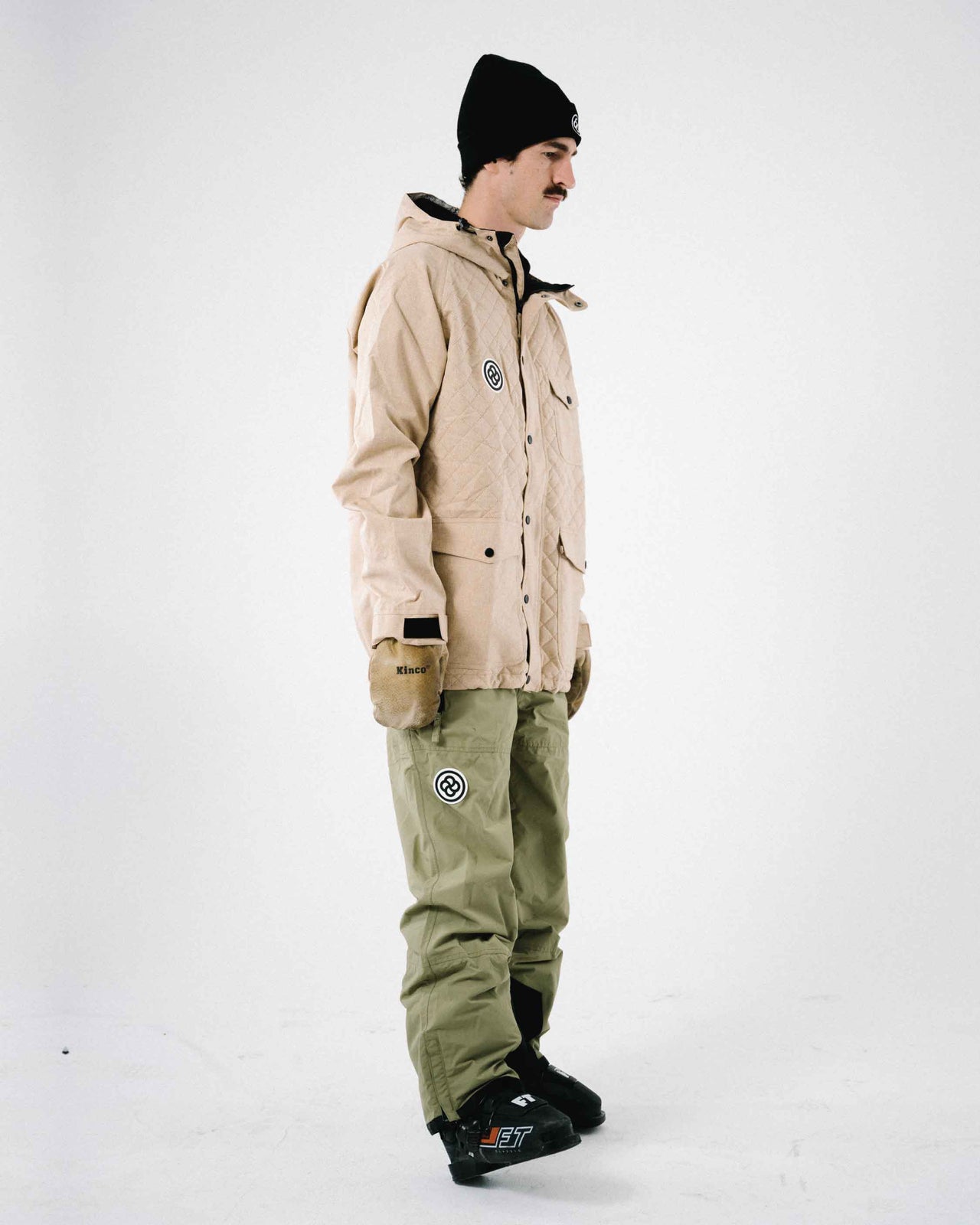 Cool Ski & Snowboard Outfits for Men